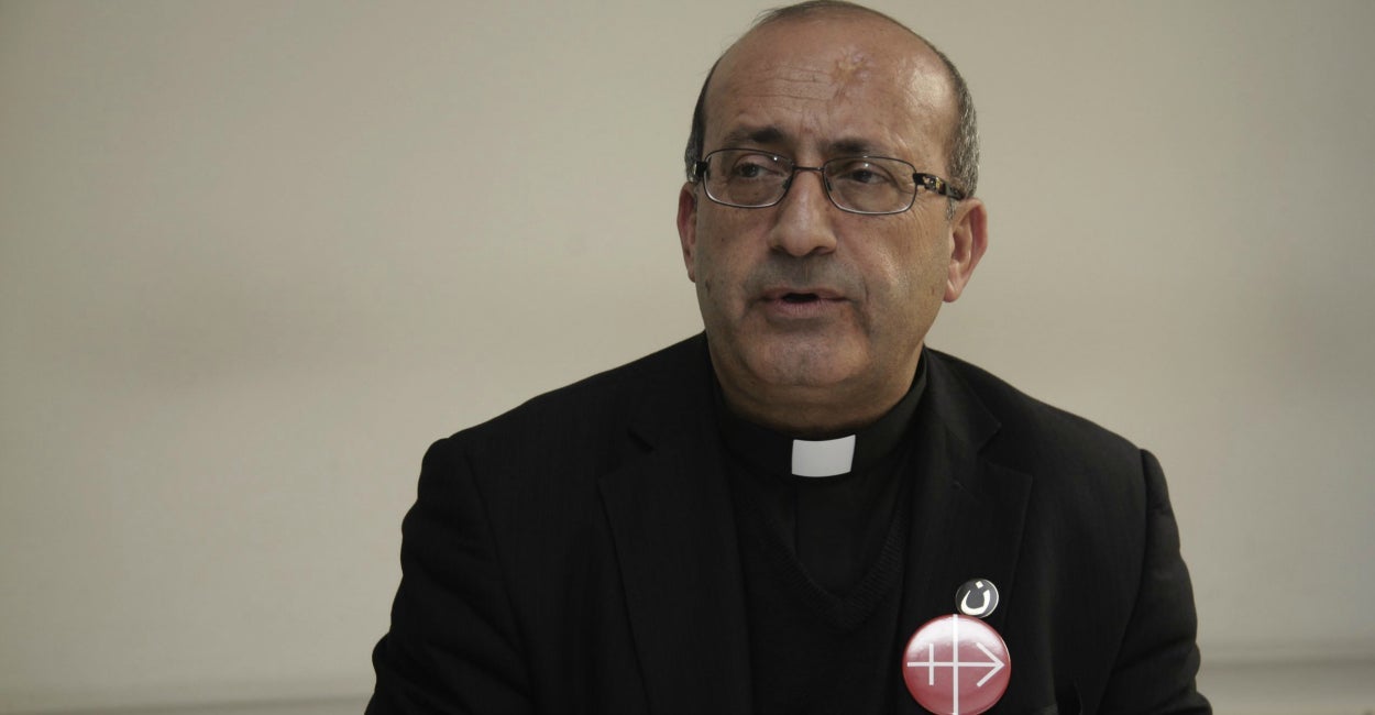 Meet the Priest Who Cares For Hundreds of Christian Refugees Fleeing ISIS