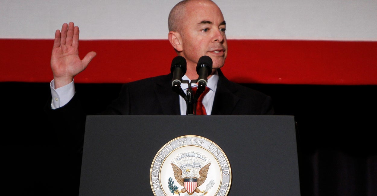 Homeland Security Official Gave Special Treatment to the Well-Connected