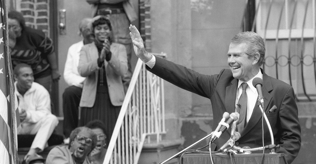 Pat Robertson, Founder of Christian Broadcasting Network, Dies at 93