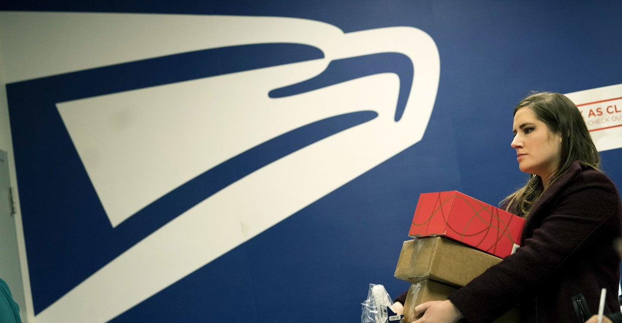 Amazon Controversy Makes the Case for a Private-Sector US Postal Service