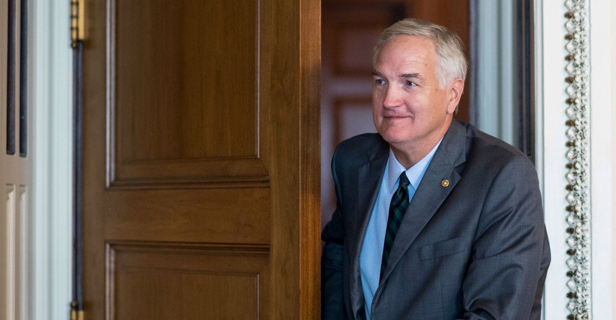 GOP Senator Proposes Transferring Sanctuary Cities’ Federal Funds to ...